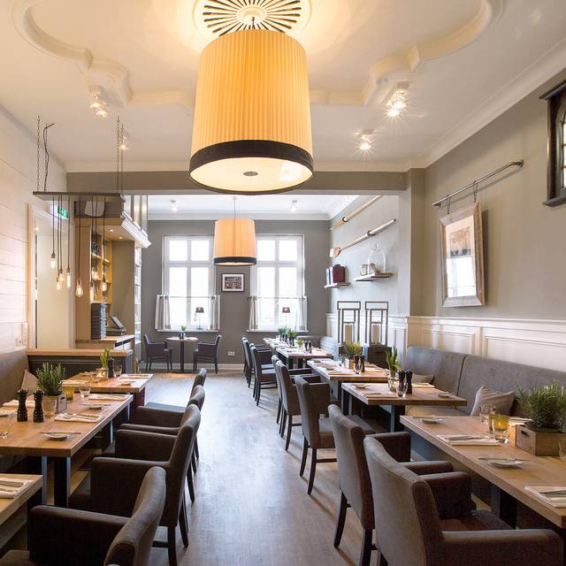 Henny's Restaurant - Hamburg, | OpenTable