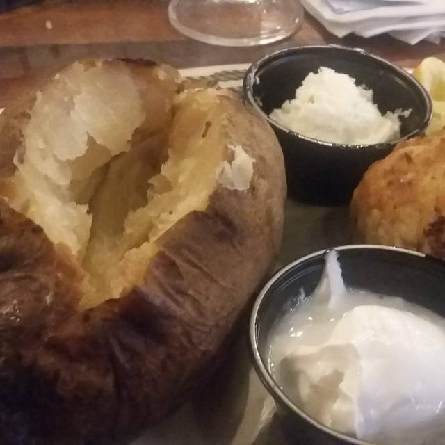 Corner Stable - Cockeysville Restaurant - Cockeysville, MD | OpenTable