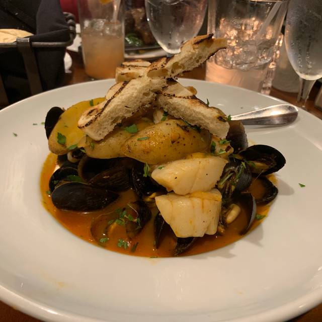 The Swamp Fox at the Francis Marion Hotel Restaurant - Charleston, SC ...