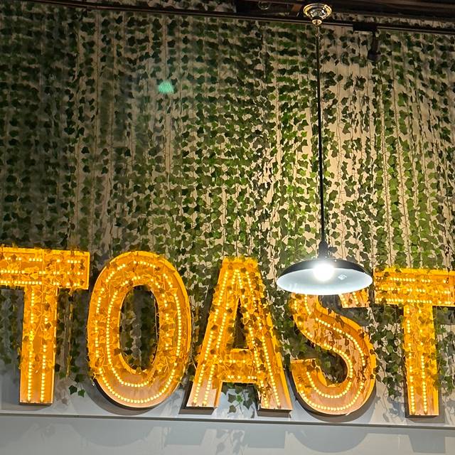 Restaurante Toast It IZ - Evergreen Park, , IL | OpenTable