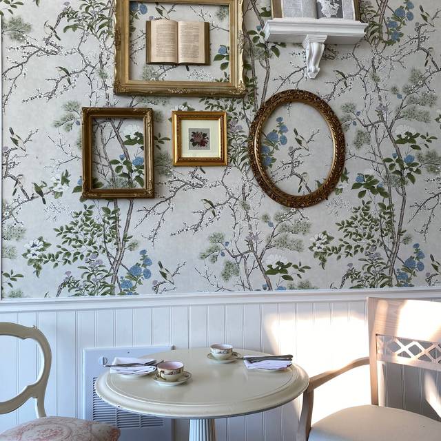 Turner Pavillion Teahouse @ Royal Botanical Gardens Restaurant ...