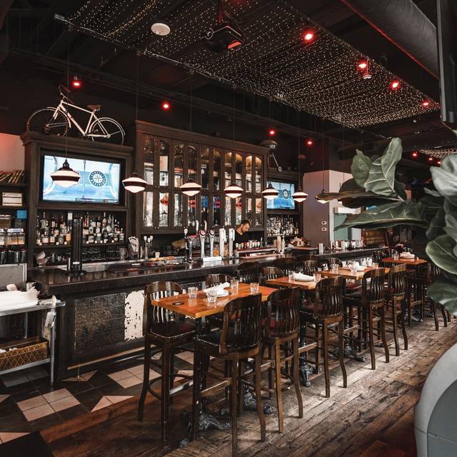 Fox on John Restaurant - Toronto, ON | OpenTable