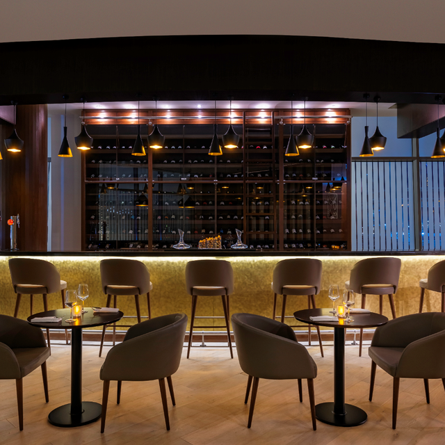 Bar Rouge - Le Meridien City Center Doha Restaurant - Doha, Doha ...
