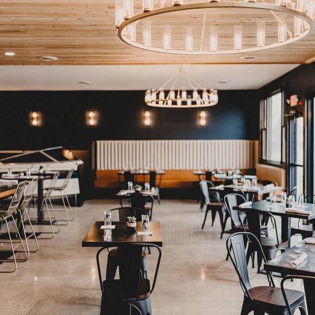 Orion Boat House Restaurant - Orion Township, MI | OpenTable