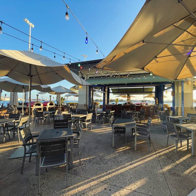 Tower Bar Restaurant - Honolulu, HI | OpenTable