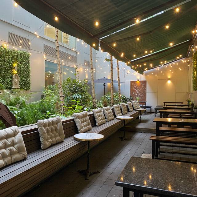 The Green Room Bar Restaurant - Dublin, Co. Dublin | OpenTable