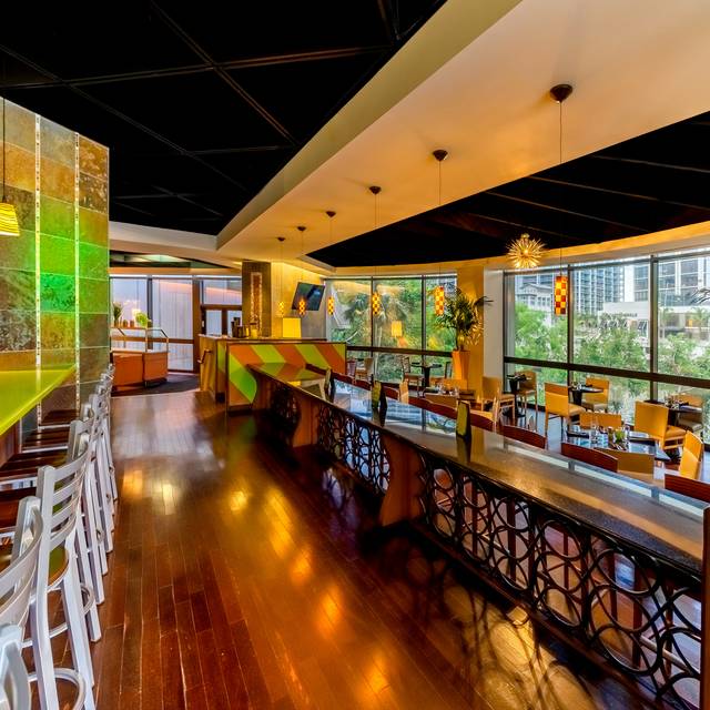 Riverview Bar & Grill - Hyatt Regency Miami Restaurant - Miami, FL ...