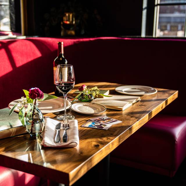 Memoir Restaurant - Omaha, NE | OpenTable