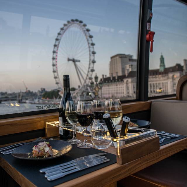 Bustronome - Innovative Fine Dining Tour of London Restaurant - London ...