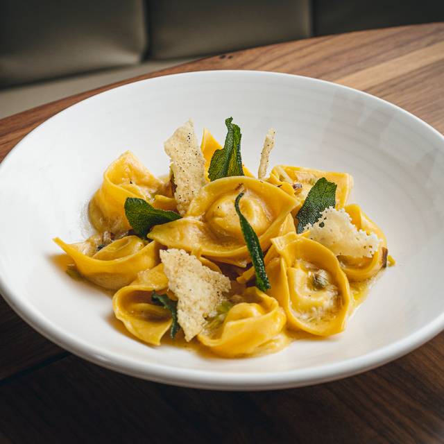 Sette Restaurant - London, Outside US | OpenTable