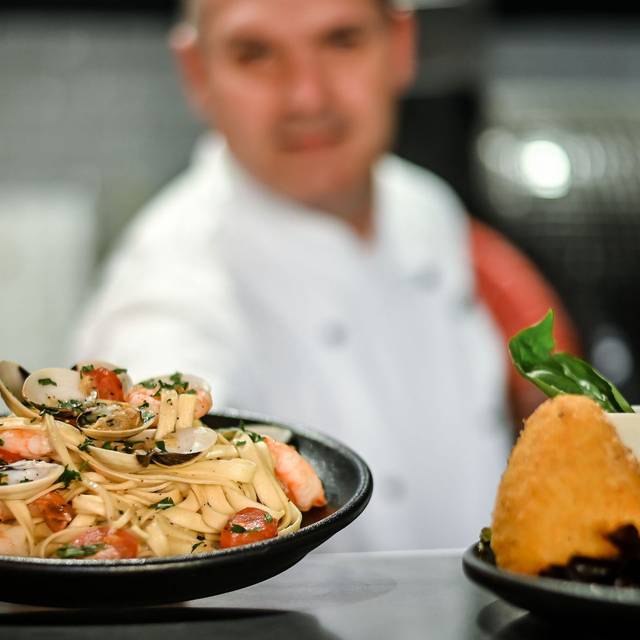 Mario's Pizza Bar Leichhardt - Updated 2025, Italian Restaurant in ...