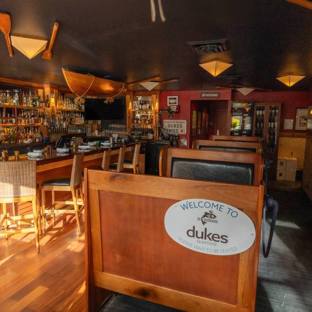 Duke's Seafood - Green Lake Restaurant - Seattle, WA | OpenTable