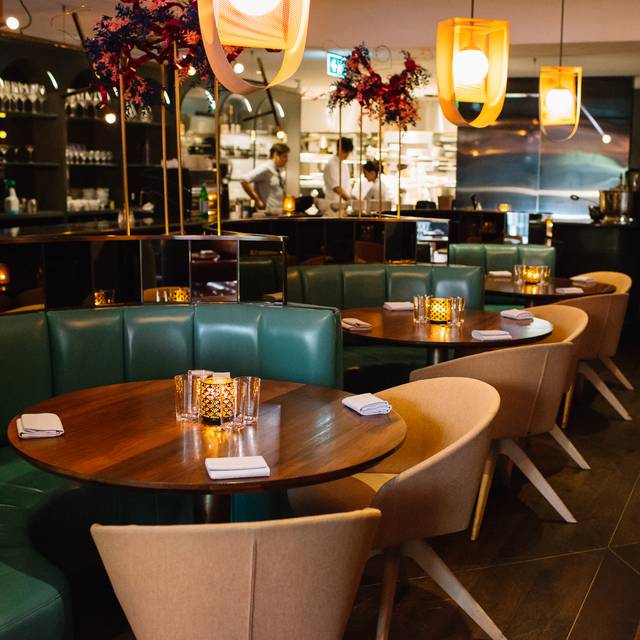 Alobar Yorkville Restaurant - Toronto, ON | OpenTable