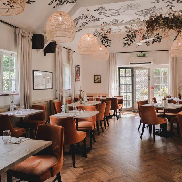The Boars - Spooner Row Restaurant - Wymondham, Norfolk | OpenTable