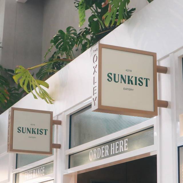 Sunkist Eatery - Updated 2026, Seafood Restaurant in Mermaid Beach, AU-QLD
