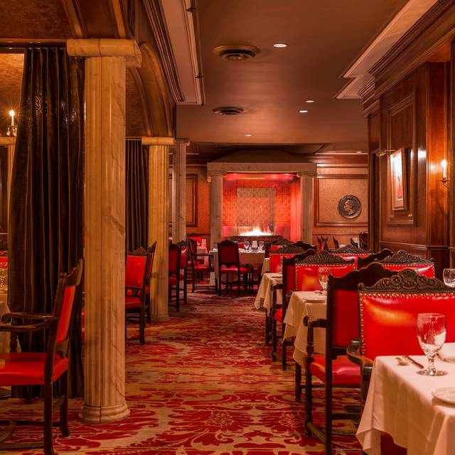 Caesar's Steakhouse x Cocktail Bar Downtown - Updated 2025, Steakhouse ...