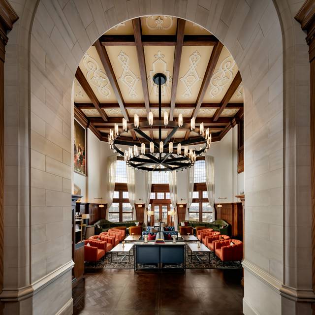 Confederation Lounge & Patio - Fairmont Hotel Macdonald Restaurant ...