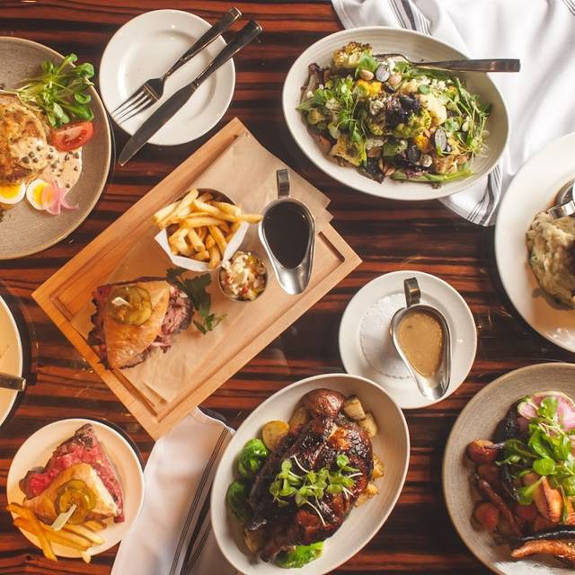 Roanoke Restaurant - Chicago, IL | OpenTable