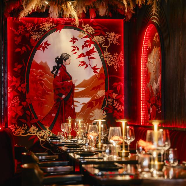 Qyu Gärtnerplatz Restaurant - München, BY | OpenTable