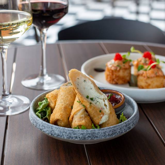 radius® Restaurant - Hamilton, ON | OpenTable