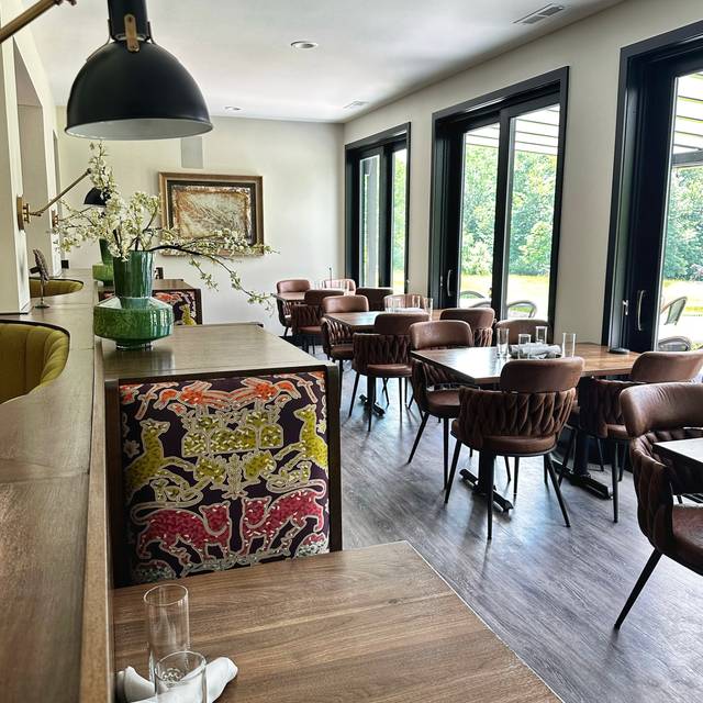 HorseFeathers Kitchen & Cocktails Restaurant - Pinckney, MI | OpenTable