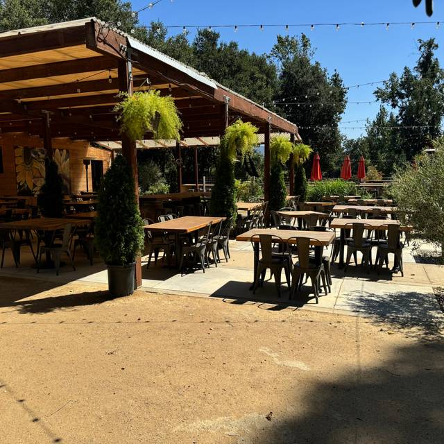 Napa Yard Oxbow Gardens Restaurant - Napa, CA | OpenTable
