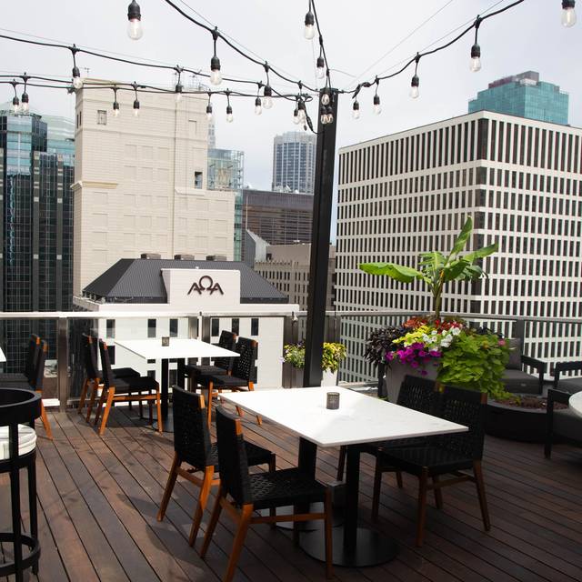 Restaurante The 101 Rooftop - Chicago, IL | OpenTable