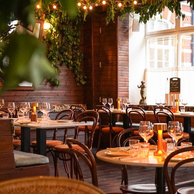 Café Luca Restaurant - London | OpenTable