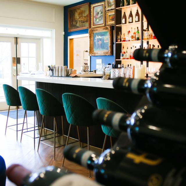 Victoria's Restaurant - Hamilton, ON | OpenTable