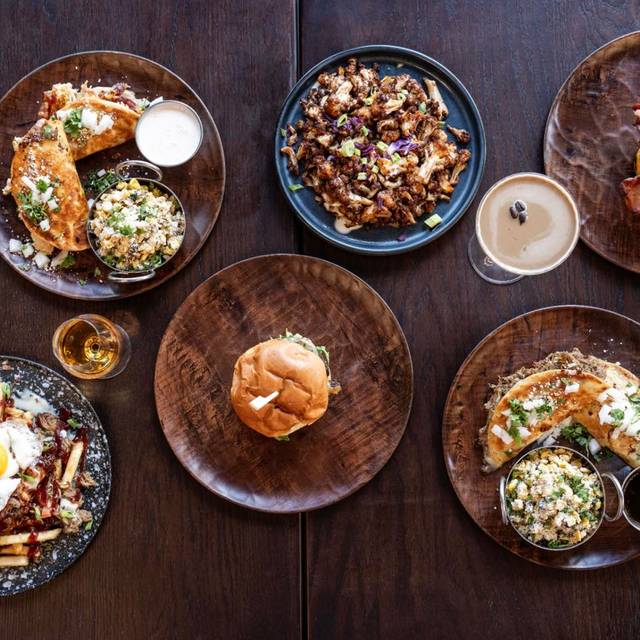 Bourbon's Craft Kitchen & Bar - Downtown Restaurant - Cincinnati, OH ...