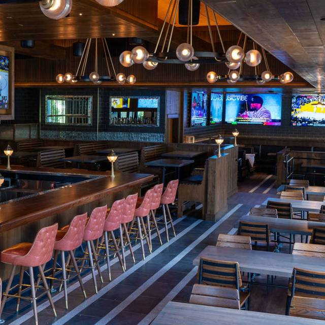 Tap 151 Bar and Grill Restaurant - Cambridge, MA | OpenTable