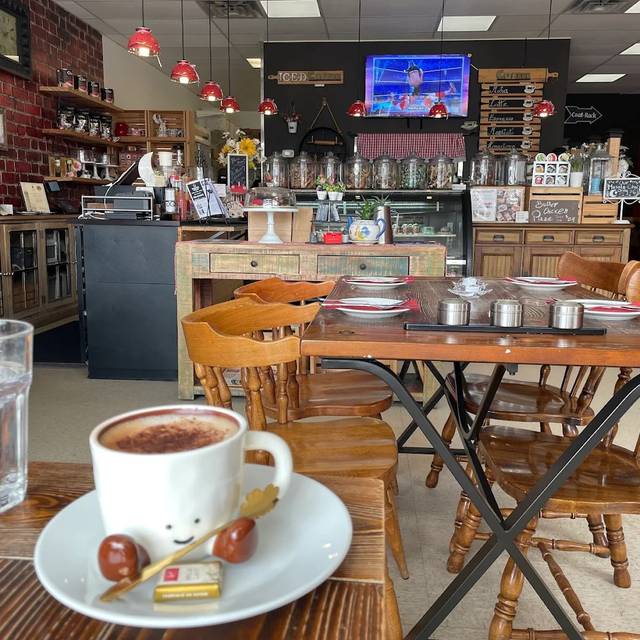 Moon Cafe & Pizza - Updated 2026, Pizzeria in Edmonton, AB
