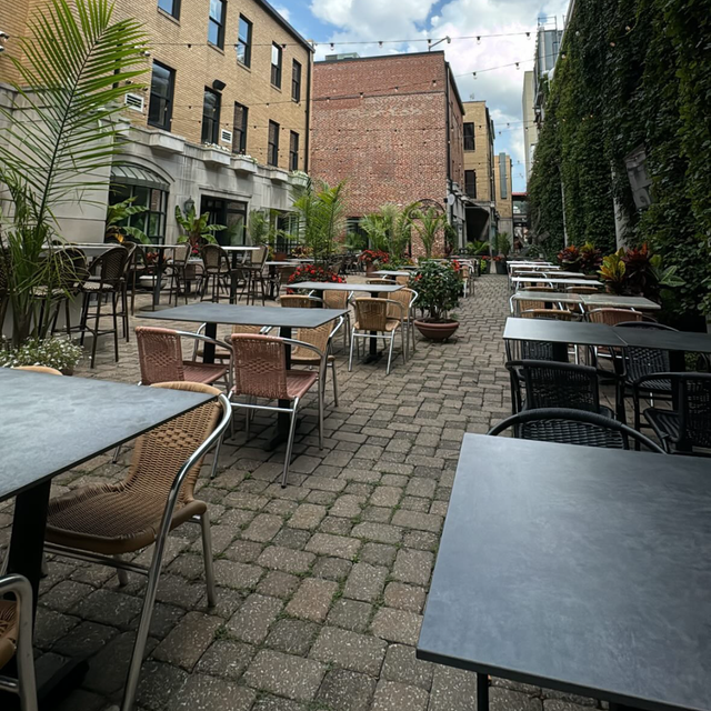 Edera Italian Eatery Restaurant - Saint Louis, MO | OpenTable