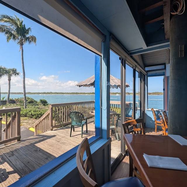 Manatee Island Bar & Grill Restaurant - Fort Pierce, FL | OpenTable