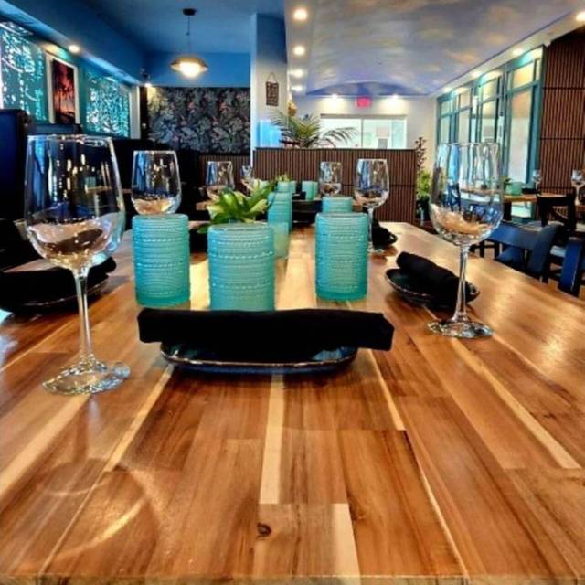 Aloha Modern Kitchen Restaurant - Calgary, AB | OpenTable