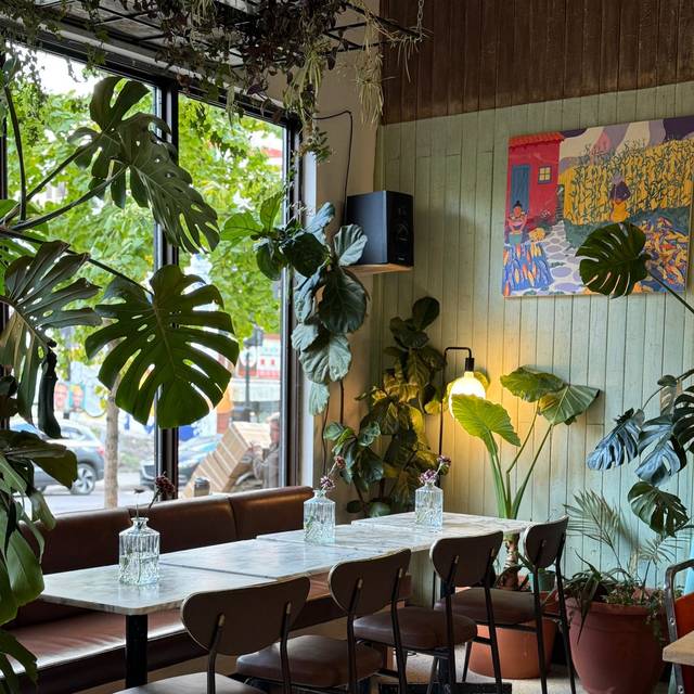 Barrio Restaurant - Montréal, QC | OpenTable