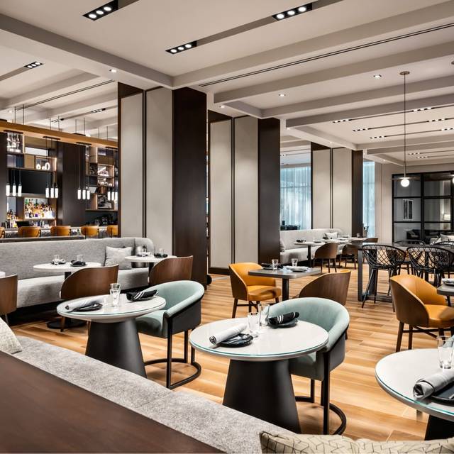 &More by Sheraton Gateway - YYZ Terminal 3 Restaurant - Mississauga, ON ...