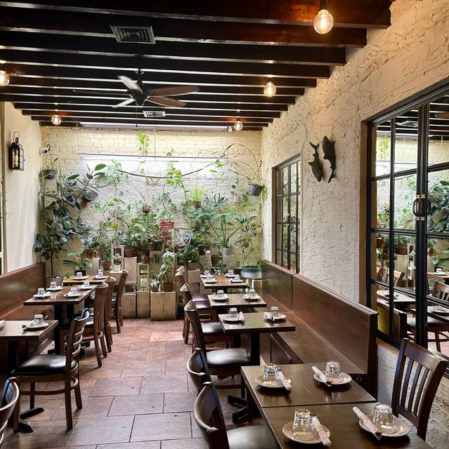 Off The Hook Astoria Restaurant Astoria NY OpenTable Off The Hook Astoria Restaurant Astoria NY OpenTable