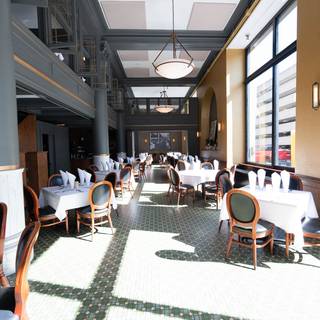 9 Best Fine Dining Restaurants in Downtown Indy | OpenTable