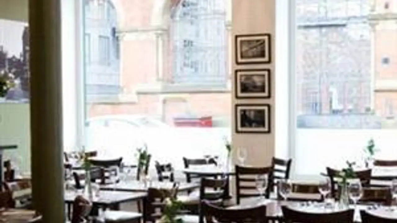 Restaurante TNQ Restaurant & Bar - Manchester | OpenTable