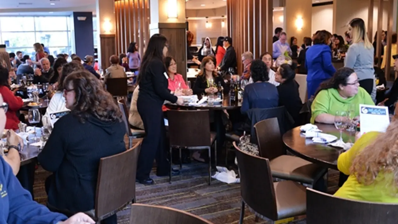 WhiteCaps Drinks + Eats Restaurant - Brisbane, CA | OpenTable