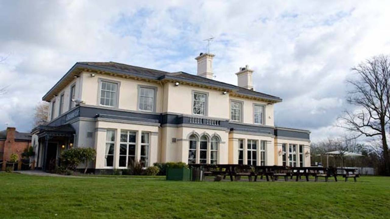 Restaurant At The The Cheshire