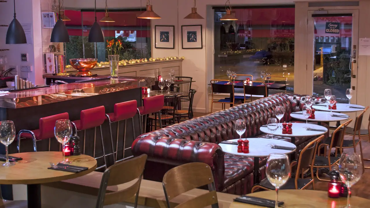 Nelson Street - Permanently Closed Restaurant - Buckingham ...