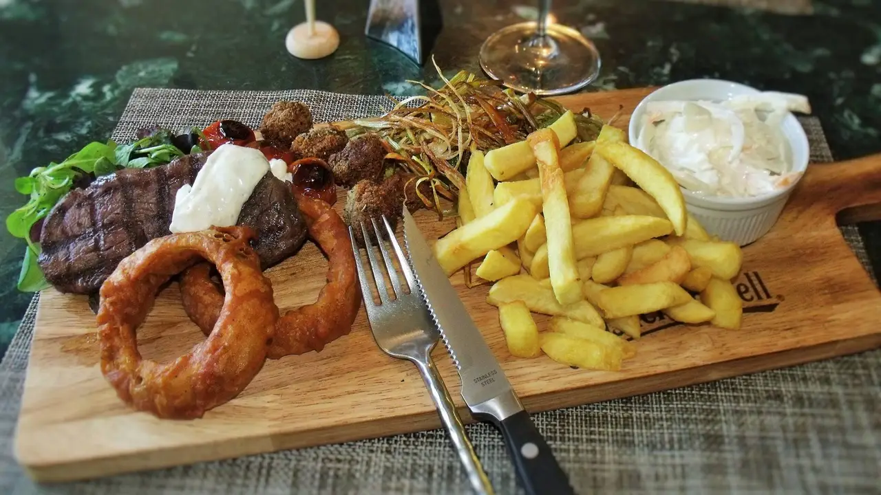 Restaurante Britannia Inn - Halkyn, , Cheshire | OpenTable