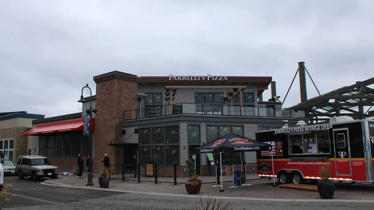 Restaurante Farrelli's Wood Fire Pizza - Ruston Way - Ruston, , WA ...