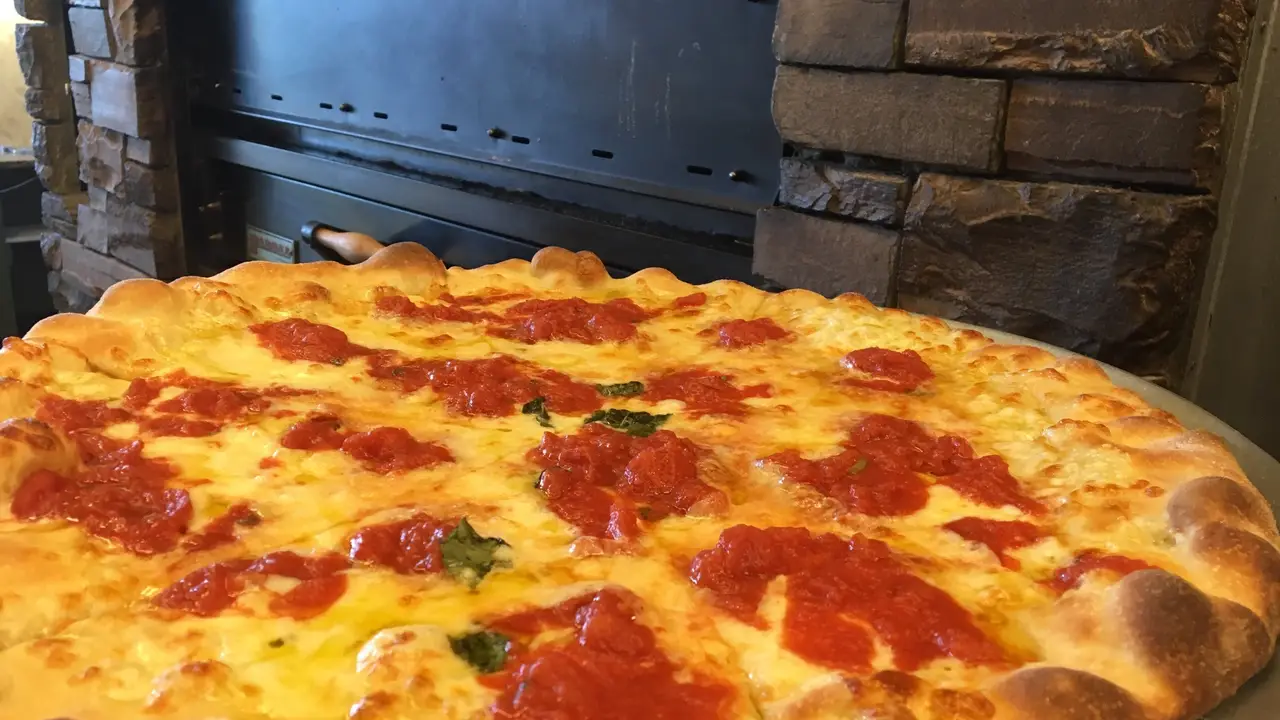 Restaurante Mangia Brick Oven Pizza and Grill - Bordentown, , NJ ...