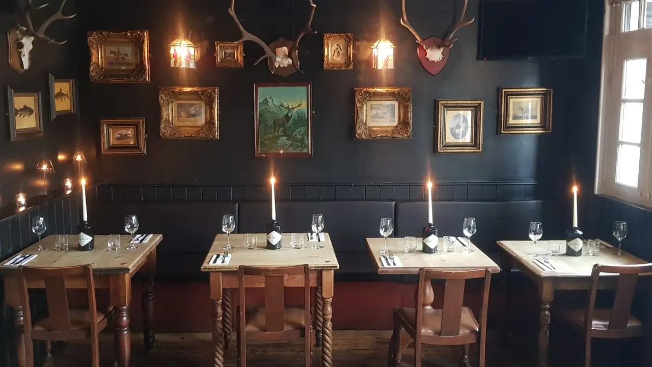 The Royal Stag Restaurant - Datchet, Berkshire | OpenTable