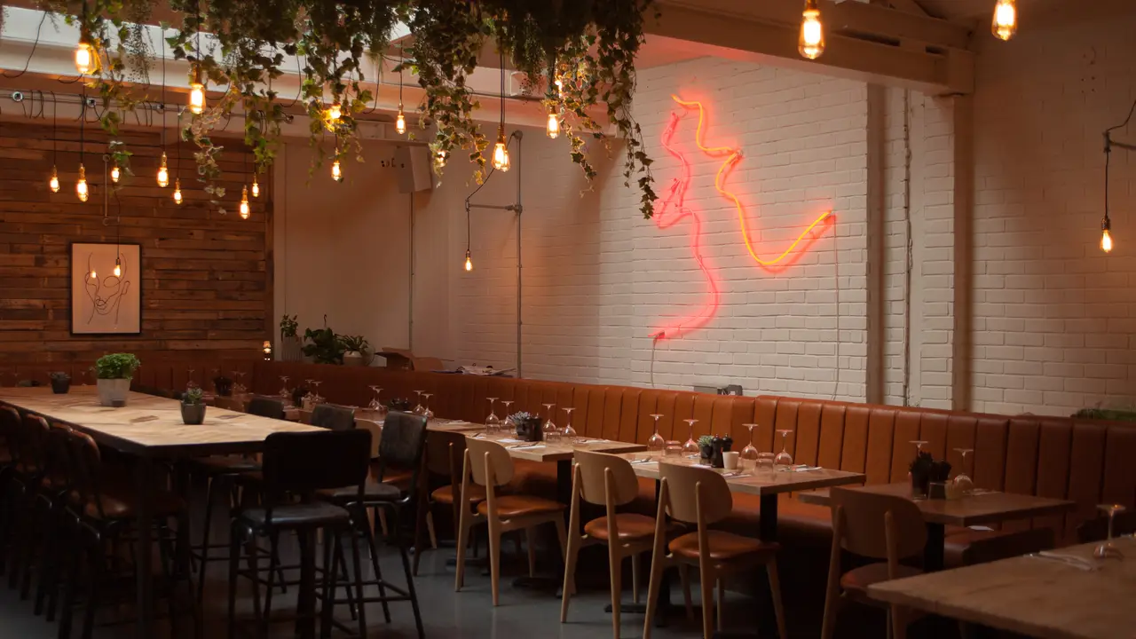 Restaurante Alphabet Bar - London, , London | OpenTable