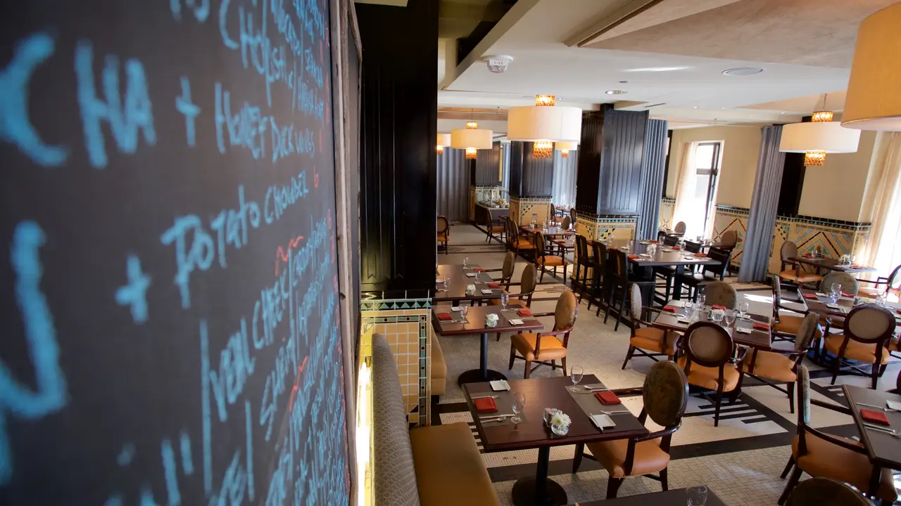Restaurante Park Avenue Grill - Skirvin Hilton - Oklahoma City, , OK ...