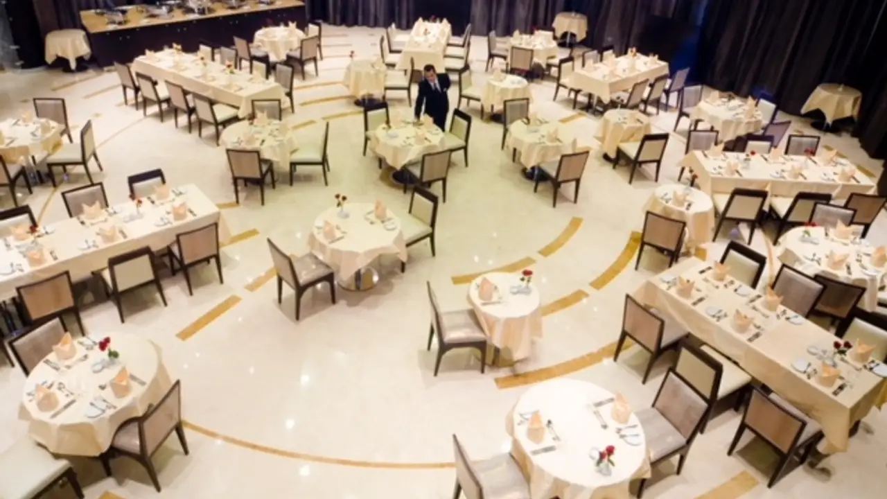 Al Jawhara Restaurant - Holiday Inn Riyadh - Izdihar - Riyadh, Riyadh ...